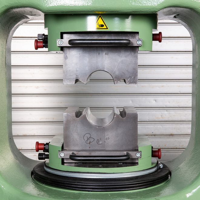 800t Swaging Press | SAHM SPLICE